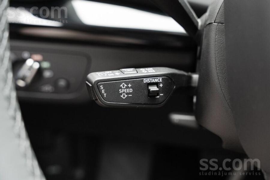 Melns Audi Q5 2024 Rīga, ar dzinēja tilpumu 2.00 L un nobraukumu 19 tūkst. km par 43900 €, foto 12 vietnē AUTOMOTO.COM.LV