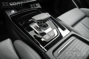 Melns Audi Q5 2024 Rīga, ar dzinēja tilpumu 2.00 L un nobraukumu 19 tūkst. km par 43900 €, foto 27 vietnē AUTOMOTO.COM.LV