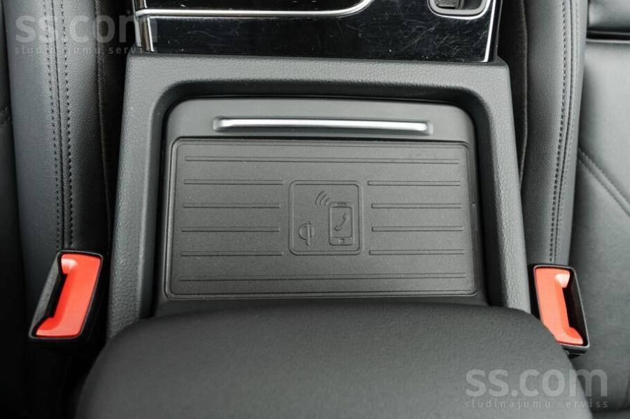 Melns Audi Q5 2024 Rīga, ar dzinēja tilpumu 2.00 L un nobraukumu 19 tūkst. km par 43900 €, foto 28 vietnē AUTOMOTO.COM.LV