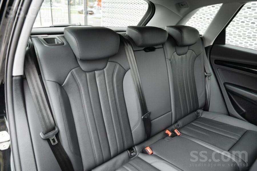 Melns Audi Q5 2024 Rīga, ar dzinēja tilpumu 2.00 L un nobraukumu 19 tūkst. km par 43900 €, foto 29 vietnē AUTOMOTO.COM.LV