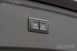 Melns Audi Q5 2024 Rīga, ar dzinēja tilpumu 2.00 L un nobraukumu 19 tūkst. km par 43900 €, foto 33 vietnē AUTOMOTO.COM.LV