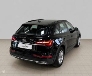 Black Audi Q5 2024 in Kaunas, with an engine capacity of 1.97 L and mileage of 41 thousand km for 31600 €, photo 5 on AUTOMOTO.COM.LV