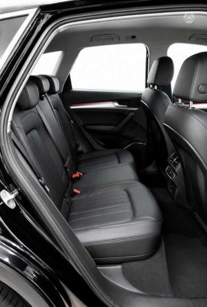 Black Audi Q5 2024 in Kaunas, with an engine capacity of 1.97 L and mileage of 41 thousand km for 31600 €, photo 11 on AUTOMOTO.COM.LV