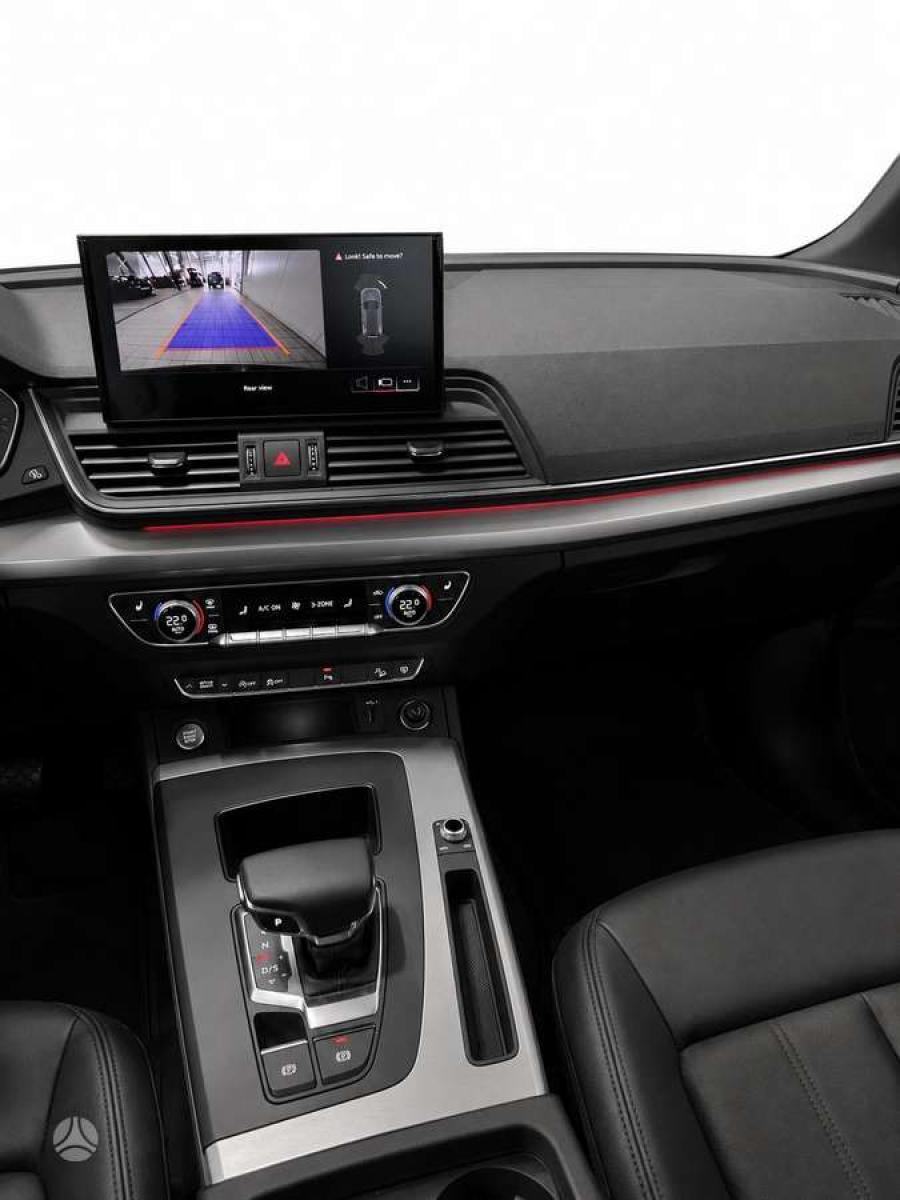 Black Audi Q5 2024 in Kaunas, with an engine capacity of 1.97 L and mileage of 41 thousand km for 31600 €, photo 12 on AUTOMOTO.COM.LV