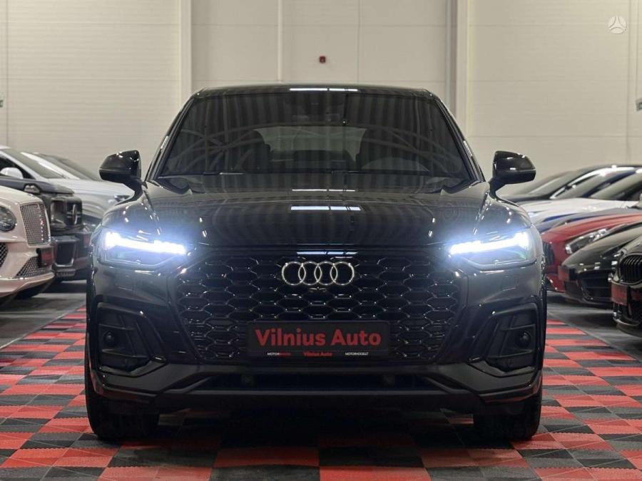 Black Audi Q5 2024 in Vilnius, with an engine capacity of 1.97 L and mileage of 44 thousand km for 44999 €, photo 3 on AUTOMOTO.COM.LV