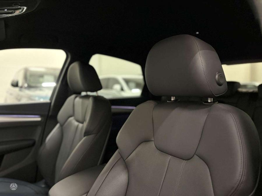 Black Audi Q5 2024 in Vilnius, with an engine capacity of 1.97 L and mileage of 44 thousand km for 44999 €, photo 16 on AUTOMOTO.COM.LV