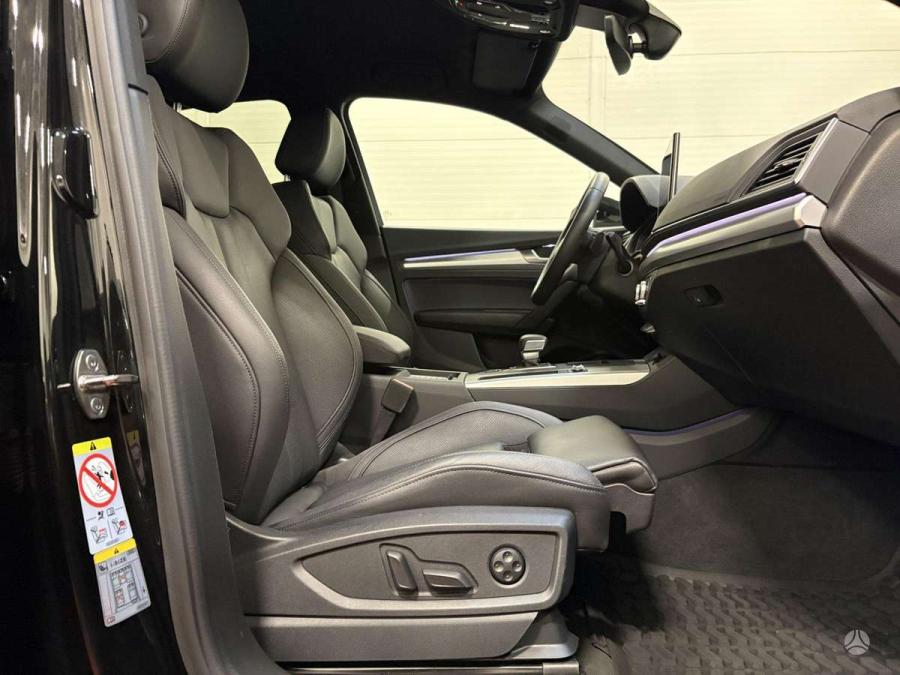 Black Audi Q5 2024 in Vilnius, with an engine capacity of 1.97 L and mileage of 44 thousand km for 44999 €, photo 18 on AUTOMOTO.COM.LV