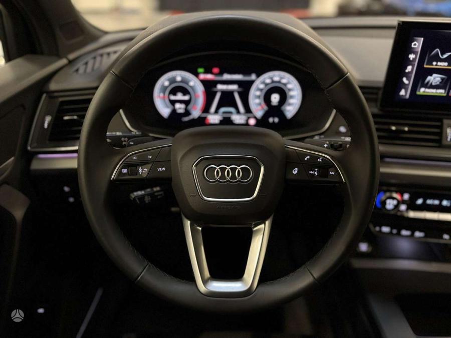 Black Audi Q5 2024 in Vilnius, with an engine capacity of 1.97 L and mileage of 44 thousand km for 44999 €, photo 21 on AUTOMOTO.COM.LV