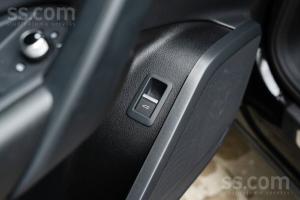Black Audi Q5 2024 in Riga, with an engine capacity of 2.00 L and mileage of 36 thousand km for 36000 €, photo 9 on AUTOMOTO.COM.LV