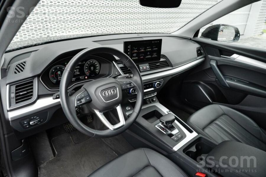 Black Audi Q5 2024 in Riga, with an engine capacity of 2.00 L and mileage of 36 thousand km for 36000 €, photo 11 on AUTOMOTO.COM.LV