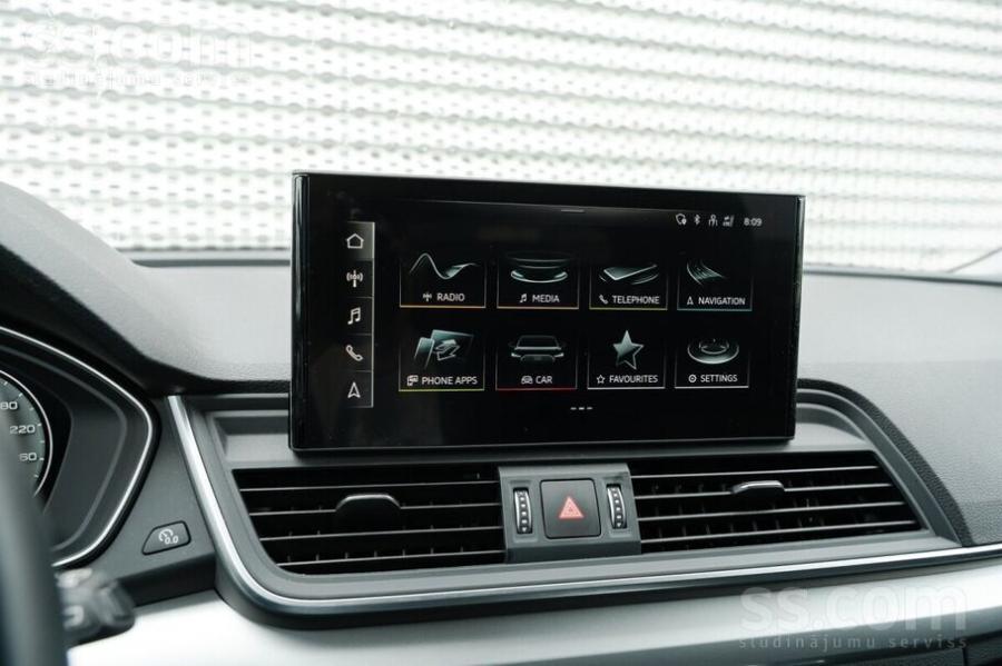 Black Audi Q5 2024 in Riga, with an engine capacity of 2.00 L and mileage of 36 thousand km for 36000 €, photo 17 on AUTOMOTO.COM.LV