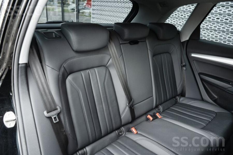 Black Audi Q5 2024 in Riga, with an engine capacity of 2.00 L and mileage of 36 thousand km for 36000 €, photo 23 on AUTOMOTO.COM.LV