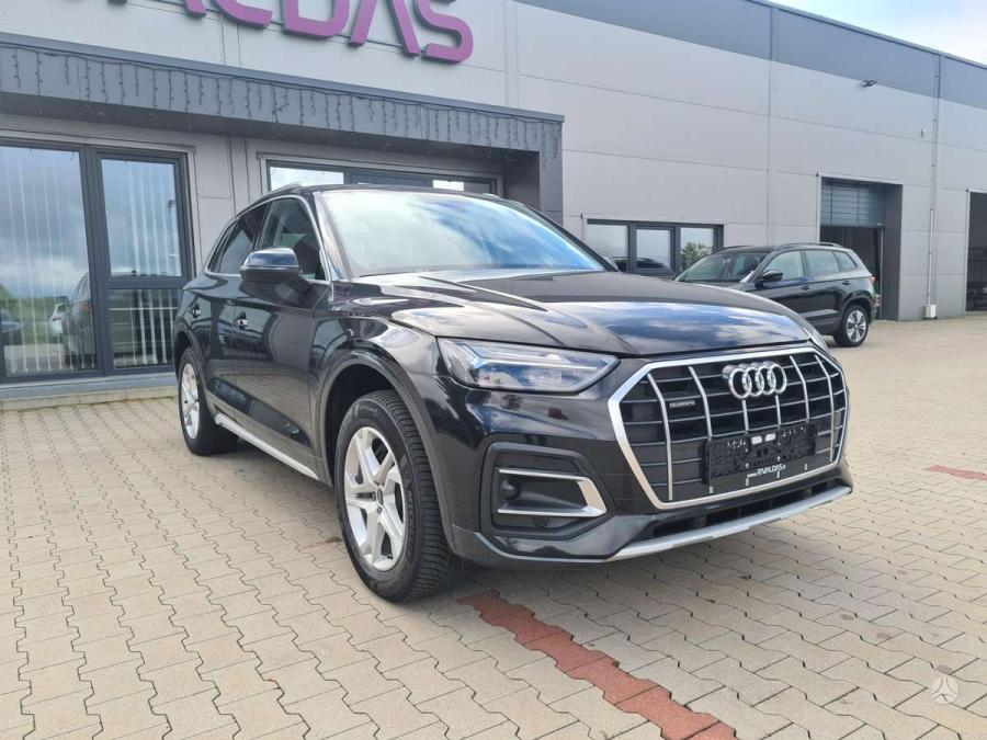 Melns Audi Q5 2024 Šauļi, ar dzinēja tilpumu 1.98 L un nobraukumu 151 tūkst. km par 31600 €, foto 4 vietnē AUTOMOTO.COM.LV