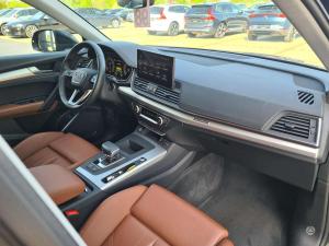 Melns Audi Q5 2024 Šauļi, ar dzinēja tilpumu 1.98 L un nobraukumu 151 tūkst. km par 31600 €, foto 12 vietnē AUTOMOTO.COM.LV