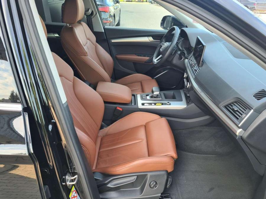 Melns Audi Q5 2024 Šauļi, ar dzinēja tilpumu 1.98 L un nobraukumu 151 tūkst. km par 31600 €, foto 13 vietnē AUTOMOTO.COM.LV