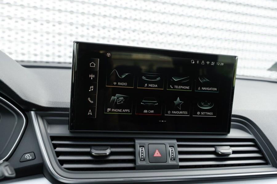 Black Audi Q5 2024 in Marupe, with an engine capacity of 2.00 L and mileage of 42 thousand km for 33900 €, photo 17 on AUTOMOTO.COM.LV