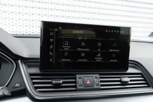 Black Audi Q5 2024 in Marupe, with an engine capacity of 2.00 L and mileage of 42 thousand km for 33900 €, photo 18 on AUTOMOTO.COM.LV