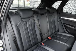 Black Audi Q5 2024 in Marupe, with an engine capacity of 2.00 L and mileage of 42 thousand km for 33900 €, photo 25 on AUTOMOTO.COM.LV