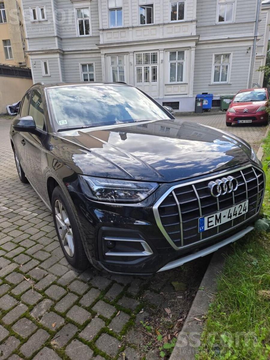 Melns Audi Q5 2024 Rīga, ar dzinēja tilpumu 2.00 L un nobraukumu 26 tūkst. km par 32000 €, foto 1 vietnē AUTOMOTO.COM.LV