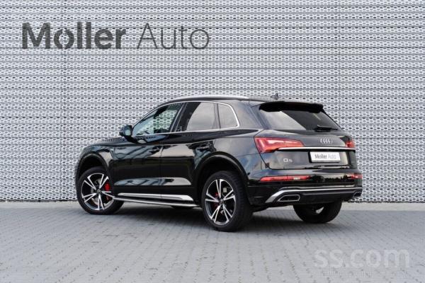 Melns Audi Q5 2024 Rīga, ar dzinēja tilpumu 2.00 L un nobraukumu 38 tūkst. km par 41750 €, foto 4 vietnē AUTOMOTO.COM.LV