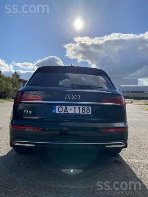 Black Audi Q5 2024 in Daugavpils, with an engine capacity of 2.00 L and mileage of 18 thousand km for 36900 €, photo 4 on AUTOMOTO.COM.LV