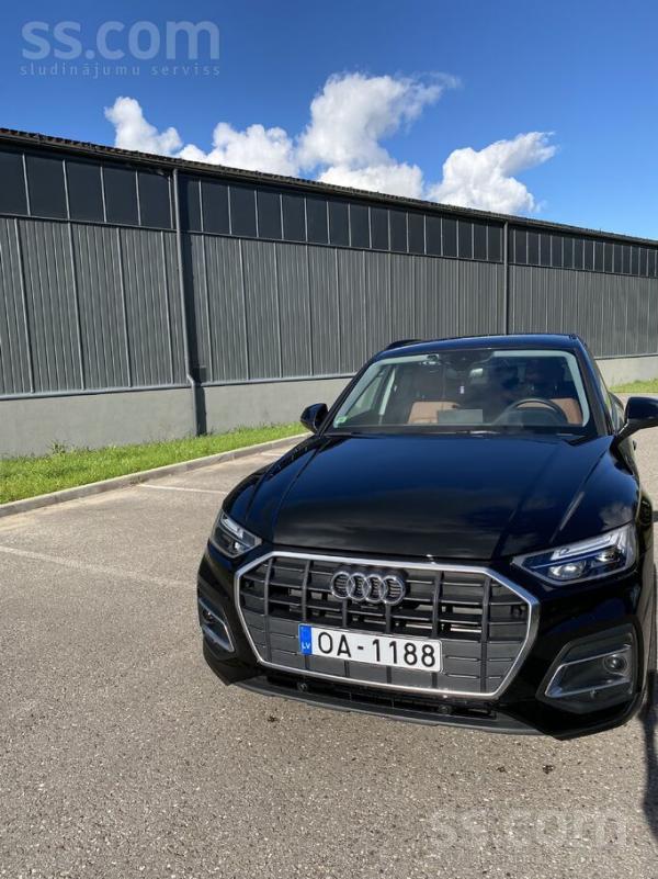Black Audi Q5 2024 in Daugavpils, with an engine capacity of 2.00 L and mileage of 18 thousand km for 36900 €, photo 6 on AUTOMOTO.COM.LV