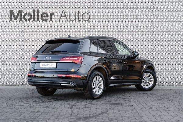Melns Audi Q5 2024 Mārupe, ar dzinēja tilpumu 2.00 L un nobraukumu 15 tūkst. km par 33600 €, foto 5 vietnē AUTOMOTO.COM.LV