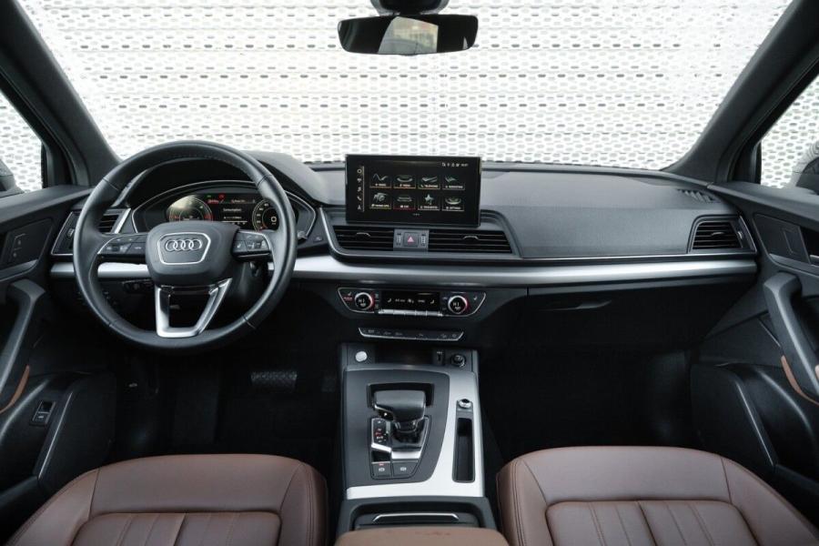 Melns Audi Q5 2024 Mārupe, ar dzinēja tilpumu 2.00 L un nobraukumu 15 tūkst. km par 33600 €, foto 7 vietnē AUTOMOTO.COM.LV