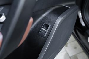 Melns Audi Q5 2024 Mārupe, ar dzinēja tilpumu 2.00 L un nobraukumu 15 tūkst. km par 33600 €, foto 9 vietnē AUTOMOTO.COM.LV