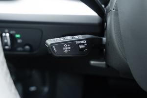 Melns Audi Q5 2024 Mārupe, ar dzinēja tilpumu 2.00 L un nobraukumu 15 tūkst. km par 33600 €, foto 12 vietnē AUTOMOTO.COM.LV