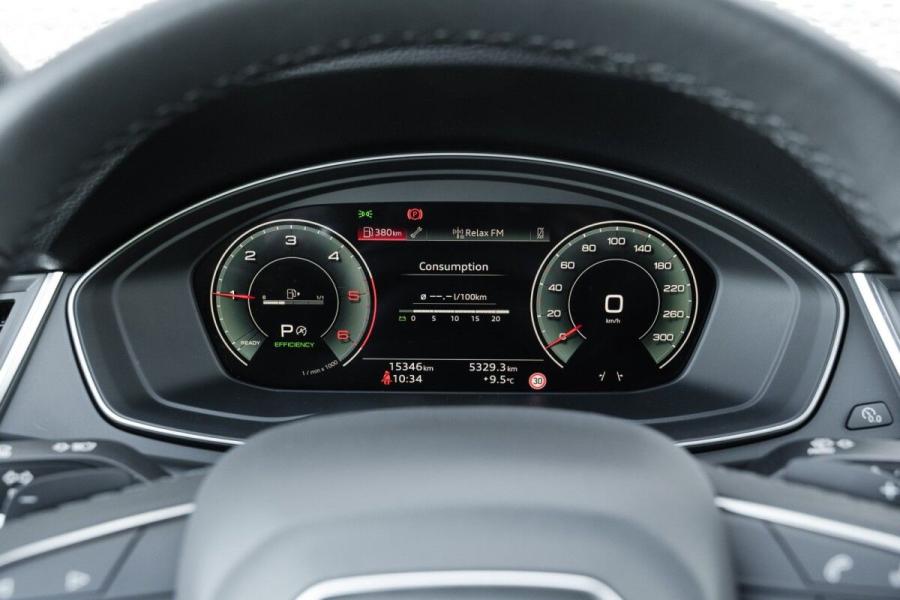 Melns Audi Q5 2024 Mārupe, ar dzinēja tilpumu 2.00 L un nobraukumu 15 tūkst. km par 33600 €, foto 14 vietnē AUTOMOTO.COM.LV