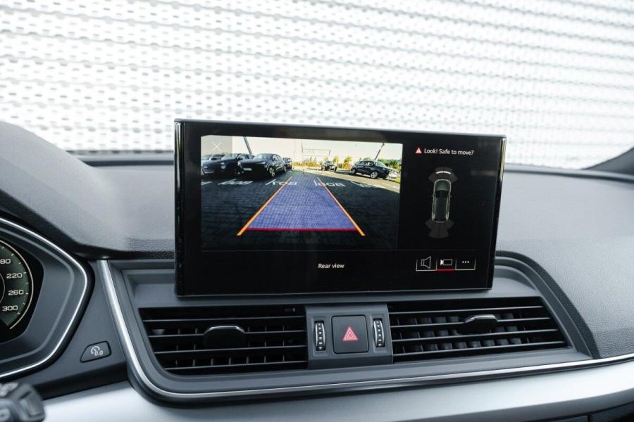 Melns Audi Q5 2024 Mārupe, ar dzinēja tilpumu 2.00 L un nobraukumu 15 tūkst. km par 33600 €, foto 16 vietnē AUTOMOTO.COM.LV