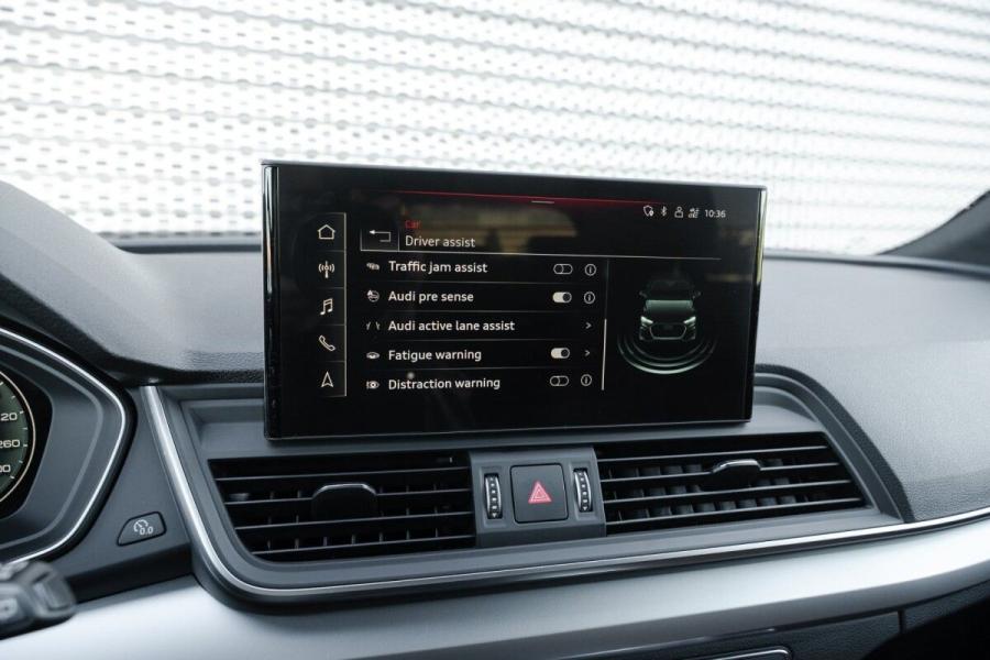 Melns Audi Q5 2024 Mārupe, ar dzinēja tilpumu 2.00 L un nobraukumu 15 tūkst. km par 33600 €, foto 21 vietnē AUTOMOTO.COM.LV
