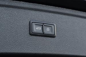 Melns Audi Q5 2024 Mārupe, ar dzinēja tilpumu 2.00 L un nobraukumu 15 tūkst. km par 33600 €, foto 29 vietnē AUTOMOTO.COM.LV