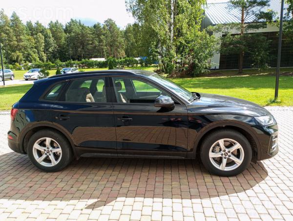 Melns Audi Q5 2025 Rīga, ar dzinēja tilpumu 2.00 L un nobraukumu 60 tūkst. km par 45000 €, foto 4 vietnē AUTOMOTO.COM.LV
