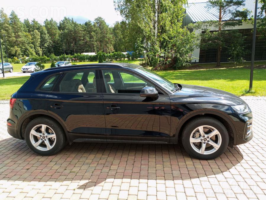 Melns Audi Q5 2025 Rīga, ar dzinēja tilpumu 2.00 L un nobraukumu 60 tūkst. km par 45000 €, foto 4 vietnē AUTOMOTO.COM.LV