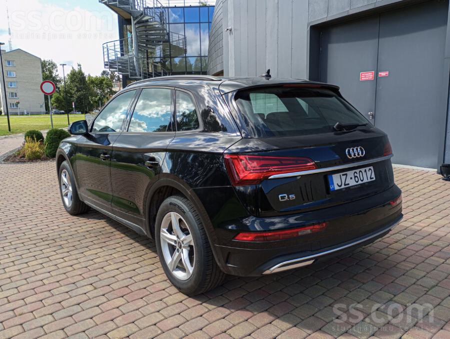Melns Audi Q5 2025 Rīga, ar dzinēja tilpumu 2.00 L un nobraukumu 60 tūkst. km par 45000 €, foto 6 vietnē AUTOMOTO.COM.LV