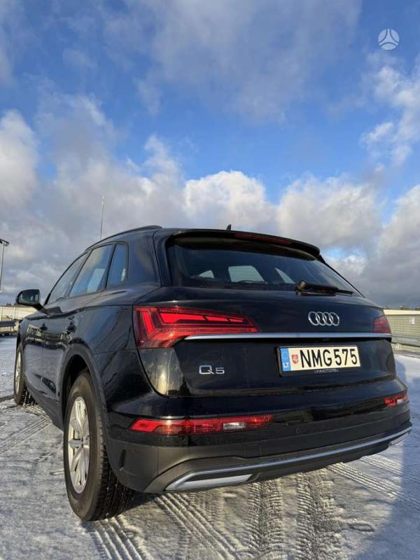 Black Audi Q5 2025 in Vilnius, with an engine capacity of 1.97 L and mileage of 40 thousand km for 42000 €, photo 4 on AUTOMOTO.COM.LV
