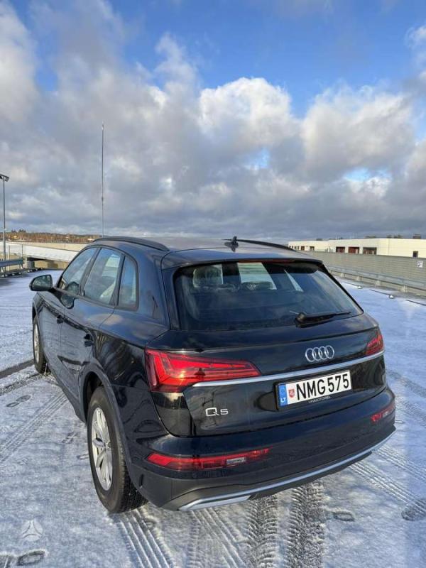 Black Audi Q5 2025 in Vilnius, with an engine capacity of 1.97 L and mileage of 40 thousand km for 42000 €, photo 5 on AUTOMOTO.COM.LV