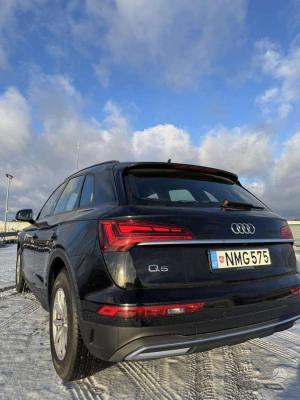 Black Audi Q5 2025 in Vilnius, with an engine capacity of 1.97 L and mileage of 40 thousand km for 42000 €, photo 7 on AUTOMOTO.COM.LV