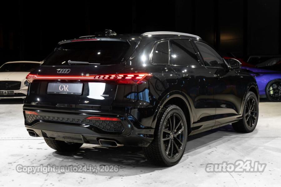 Melns Audi Q5 2025 Rīga, ar dzinēja tilpumu 2.00 L un nobraukumu 7 tūkst. km par 60615 €, foto 4 vietnē AUTOMOTO.COM.LV