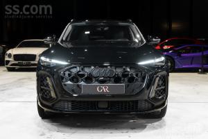 Black Audi Q5 2025 in Riga, with an engine capacity of 2.00 L and mileage of 7 thousand km for 60615 €, photo 2 on AUTOMOTO.COM.LV