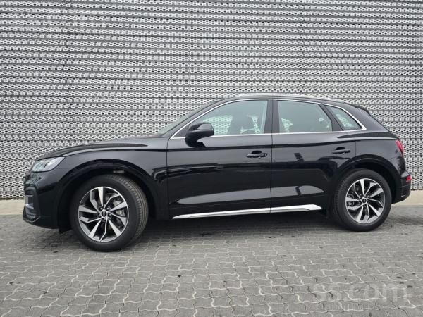 Melns Audi Q5 2025 Rīga, ar dzinēja tilpumu 2.00 L un nobraukumu 4 tūkst. km par 47500 €, foto 2 vietnē AUTOMOTO.COM.LV