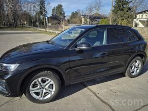 Melns Audi Q5 2025 Rīga, ar dzinēja tilpumu 2.00 L un nobraukumu 20 tūkst. km par 50700 €, foto 4 vietnē AUTOMOTO.COM.LV