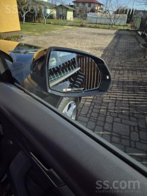 Melns Audi Q5 2025 Rīga, ar dzinēja tilpumu 2.00 L un nobraukumu 20 tūkst. km par 50700 €, foto 12 vietnē AUTOMOTO.COM.LV