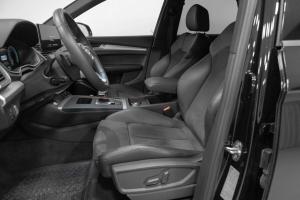 Melns Audi Q5 2025 Viļņa, ar dzinēja tilpumu 2.00 L un nobraukumu 49 tūkst. km par 35350 €, foto 8 vietnē AUTOMOTO.COM.LV