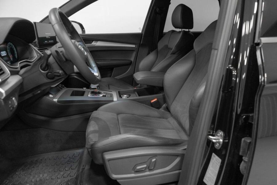 Melns Audi Q5 2025 Viļņa, ar dzinēja tilpumu 2.00 L un nobraukumu 49 tūkst. km par 35350 €, foto 8 vietnē AUTOMOTO.COM.LV
