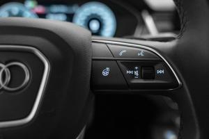 Melns Audi Q5 2025 Viļņa, ar dzinēja tilpumu 2.00 L un nobraukumu 49 tūkst. km par 35350 €, foto 15 vietnē AUTOMOTO.COM.LV