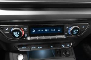 Melns Audi Q5 2025 Viļņa, ar dzinēja tilpumu 2.00 L un nobraukumu 49 tūkst. km par 35350 €, foto 21 vietnē AUTOMOTO.COM.LV