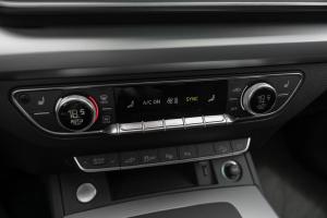 Melns Audi Q5 2025 Viļņa, ar dzinēja tilpumu 2.00 L un nobraukumu 9 tūkst. km par 48700 €, foto 12 vietnē AUTOMOTO.COM.LV